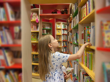 7 Ways to Take Advantage of Your Local Public Library