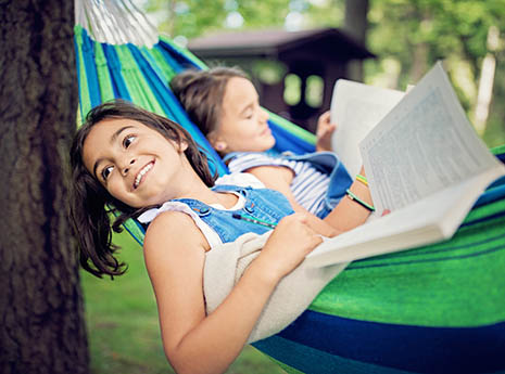 Tips for Keeping Kids Reading During Summer Vacation