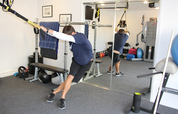 10 Essential Stretches for Triathletes